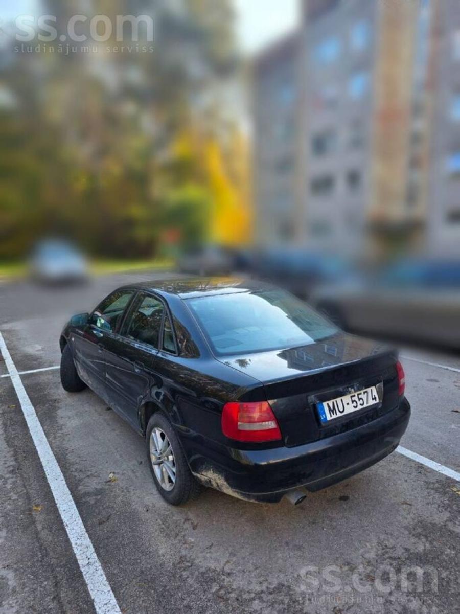 Black Audi A4 1999 in Riga, with an engine capacity of 1.60 L and mileage of 274 thousand km for 1200 €, photo 16 on AUTOMOTO.COM.LV