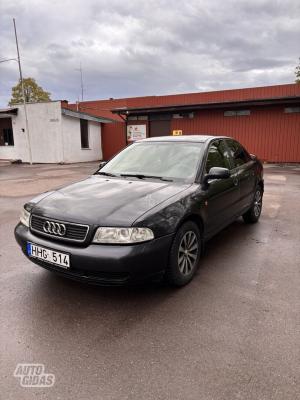 Black Audi A4 1999 in Vilnius, with an engine capacity of 1.90 L and mileage of 383 thousand km for 900 €, photo 3 on AUTOMOTO.COM.LV