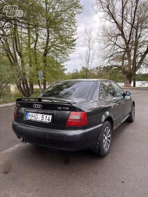 Black Audi A4 1999 in Vilnius, with an engine capacity of 1.90 L and mileage of 383 thousand km for 900 €, photo 5 on AUTOMOTO.COM.LV