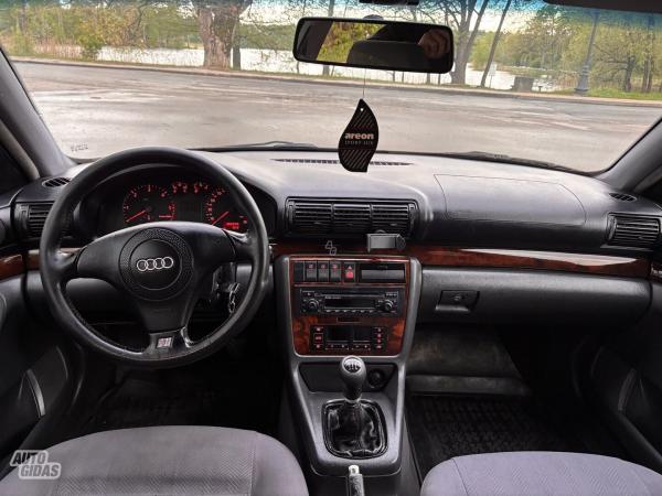 Melns Audi A4 1999 Viļņa, ar dzinēja tilpumu 1.90 L un nobraukumu 383 tūkst. km par 900 €, foto 9 vietnē AUTOMOTO.COM.LV
