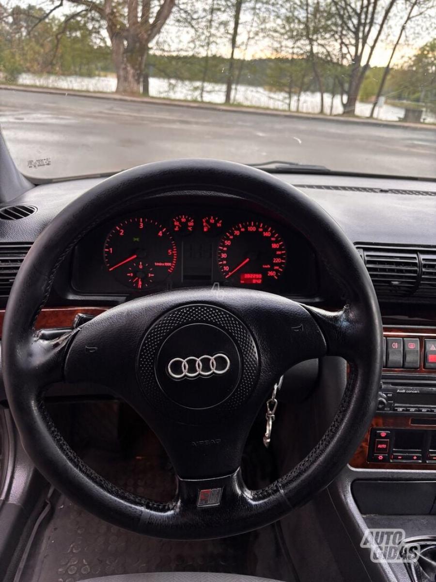 Black Audi A4 1999 in Vilnius, with an engine capacity of 1.90 L and mileage of 383 thousand km for 900 €, photo 12 on AUTOMOTO.COM.LV