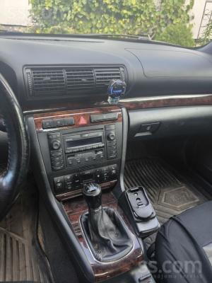 Melns Audi A4 1999 Rīga, ar dzinēja tilpumu 1.90 L un nobraukumu 300 tūkst. km par 2200 €, foto 4 vietnē AUTOMOTO.COM.LV
