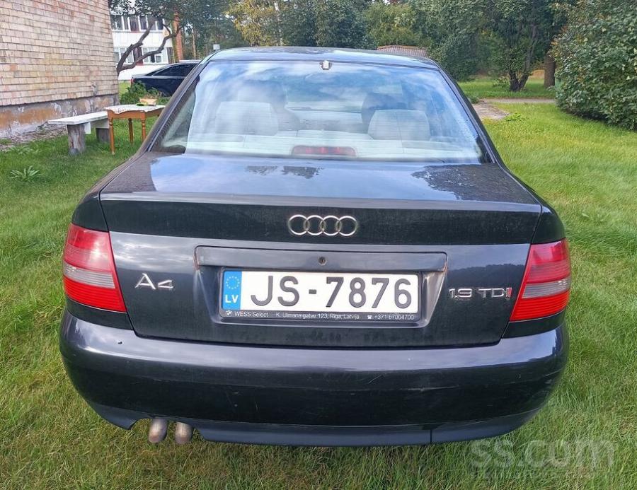 Black Audi A4 1999 in Riga, with an engine capacity of 1.90 L and mileage of 273 thousand km for 1300 €, photo 3 on AUTOMOTO.COM.LV