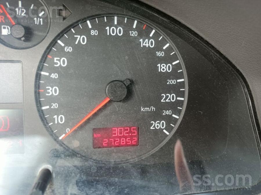 Black Audi A4 1999 in Riga, with an engine capacity of 1.90 L and mileage of 273 thousand km for 1300 €, photo 10 on AUTOMOTO.COM.LV