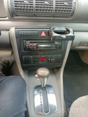 Black Audi A4 1999 in Riga, with an engine capacity of 1.90 L and mileage of 273 thousand km for 1300 €, photo 11 on AUTOMOTO.COM.LV