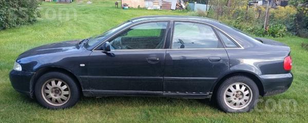 Melns Audi A4 1999 Rīga, ar dzinēja tilpumu 1.90 L un nobraukumu 273 tūkst. km par 1300 €, foto 4 vietnē AUTOMOTO.COM.LV
