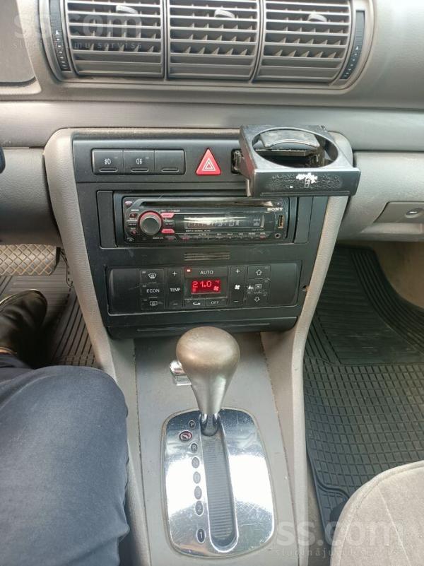 Melns Audi A4 1999 Rīga, ar dzinēja tilpumu 1.90 L un nobraukumu 273 tūkst. km par 1300 €, foto 11 vietnē AUTOMOTO.COM.LV
