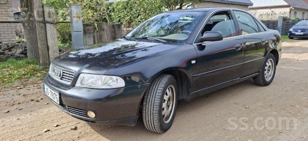 Melns Audi A4 1999 Daugavpils, ar dzinēja tilpumu 1.90 L un nobraukumu 278 tūkst. km par 1350 €, foto 1 vietnē AUTOMOTO.COM.LV