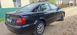 Melns Audi A4 1999 Daugavpils, ar dzinēja tilpumu 1.90 L un nobraukumu 278 tūkst. km par 1350 €, foto 6 vietnē AUTOMOTO.COM.LV