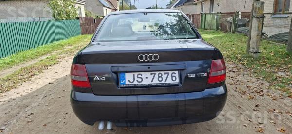 Melns Audi A4 1999 Daugavpils, ar dzinēja tilpumu 1.90 L un nobraukumu 278 tūkst. km par 1350 €, foto 7 vietnē AUTOMOTO.COM.LV