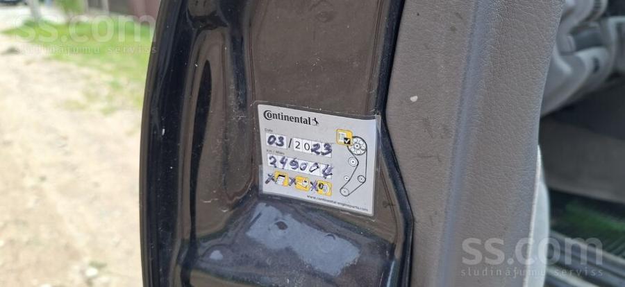 Melns Audi A4 1999 Daugavpils, ar dzinēja tilpumu 1.90 L un nobraukumu 278 tūkst. km par 1350 €, foto 12 vietnē AUTOMOTO.COM.LV