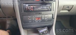 Melns Audi A4 1999 Daugavpils, ar dzinēja tilpumu 1.90 L un nobraukumu 278 tūkst. km par 1350 €, foto 18 vietnē AUTOMOTO.COM.LV