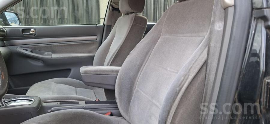 Melns Audi A4 1999 Daugavpils, ar dzinēja tilpumu 1.90 L un nobraukumu 278 tūkst. km par 1350 €, foto 25 vietnē AUTOMOTO.COM.LV