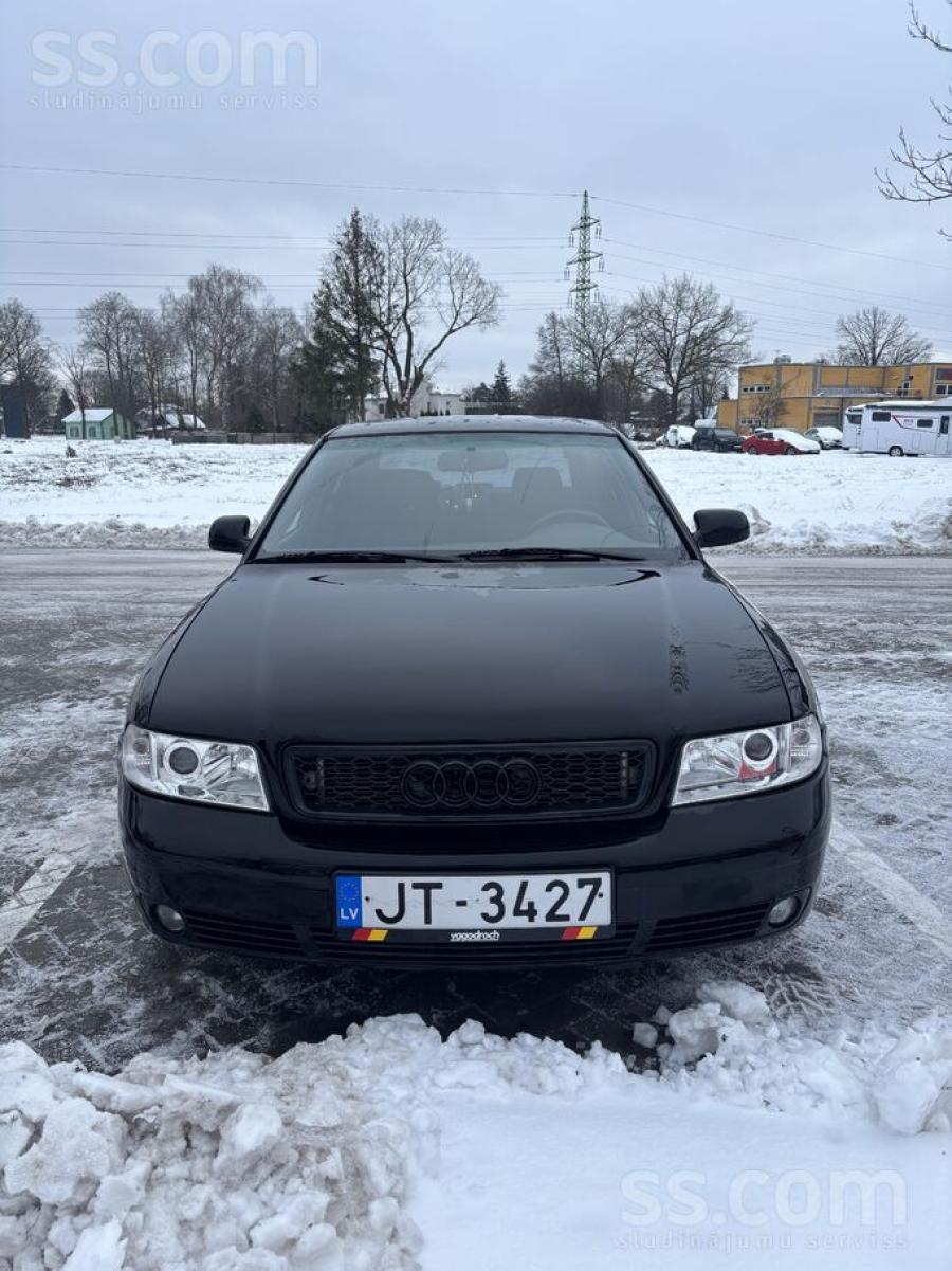 Melns Audi A4 2000 Rīga, ar dzinēja tilpumu 1.90 L un nobraukumu 396 tūkst. km par 2650 €, foto 1 vietnē AUTOMOTO.COM.LV