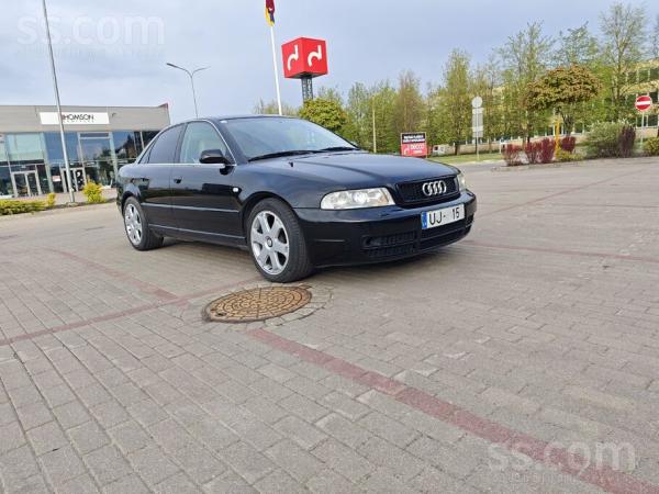 Black Audi A4 2000 in Riga, with an engine capacity of 2.50 L and mileage of 245 thousand km for 5000 €, photo 2 on AUTOMOTO.COM.LV