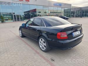 Black Audi A4 2000 in Riga, with an engine capacity of 2.50 L and mileage of 245 thousand km for 5000 €, photo 7 on AUTOMOTO.COM.LV