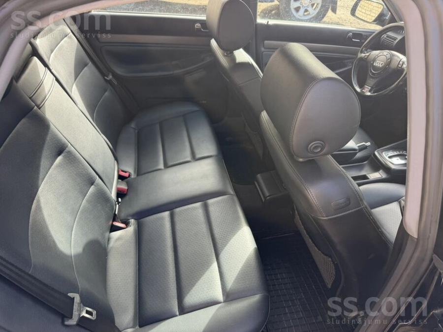 Black Audi A4 2000 in Valka, with an engine capacity of 1.80 L and mileage of 199 thousand km for 3999 €, photo 12 on AUTOMOTO.COM.LV