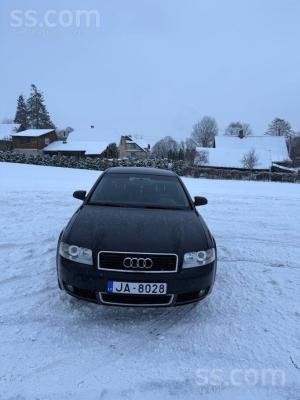 Melns Audi A4 2001 Ludza, ar dzinēja tilpumu 1.90 L un nobraukumu 290 tūkst. km par 1900 €, foto 5 vietnē AUTOMOTO.COM.LV