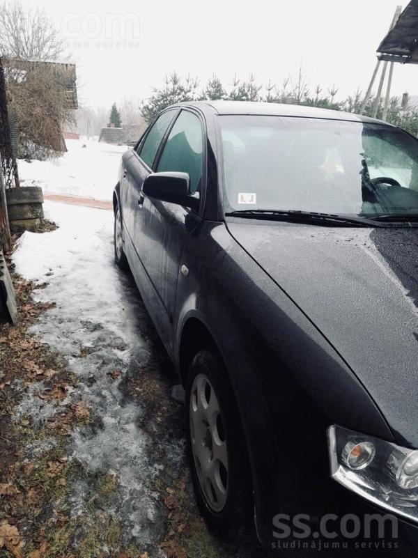 Melns Audi A4 2001 Valka, ar dzinēja tilpumu 2.00 L un nobraukumu 370 tūkst. km par 600 €, foto 4 vietnē AUTOMOTO.COM.LV