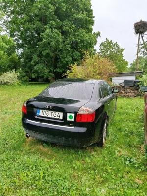 Melns Audi A4 2001 Tallina, ar dzinēja tilpumu 2.00 L un nobraukumu 363 tūkst. km par 800 €, foto 3 vietnē AUTOMOTO.COM.LV