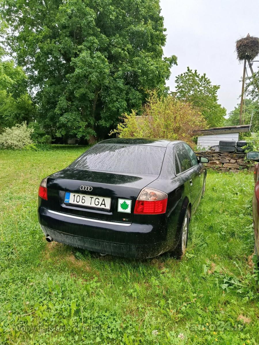Melns Audi A4 2001 Tallina, ar dzinēja tilpumu 2.00 L un nobraukumu 363 tūkst. km par 800 €, foto 3 vietnē AUTOMOTO.COM.LV