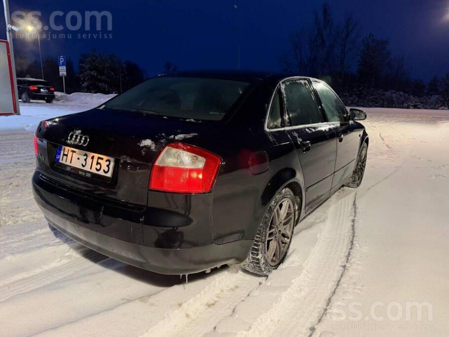 Melns Audi A4 2001 Daugavpils, ar dzinēja tilpumu 1.90 L un nobraukumu 400 tūkst. km par 1850 €, foto 5 vietnē AUTOMOTO.COM.LV