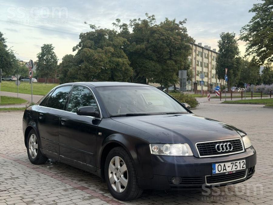 Черный Ауди А4 2001 в Тукумс, объемом двигателя 1.90 л и пробегом 451 тыс. км за 1150 €, фото 3 на AUTOMOTO.COM.LV