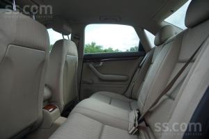 Black Audi A4 2001 in Riga, with an engine capacity of 1.90 L and mileage of 370 thousand km for 2990 €, photo 18 on AUTOMOTO.COM.LV