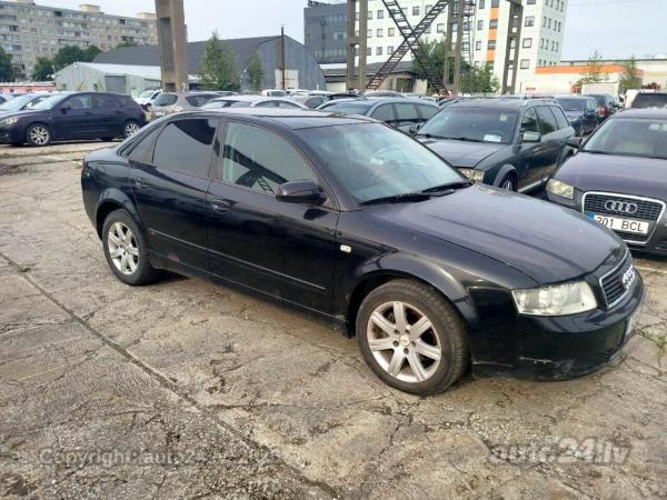Melns Audi A4 2001 Tallina, ar dzinēja tilpumu 2.00 L un nobraukumu 364 tūkst. km par 599 €, foto 1 vietnē AUTOMOTO.COM.LV