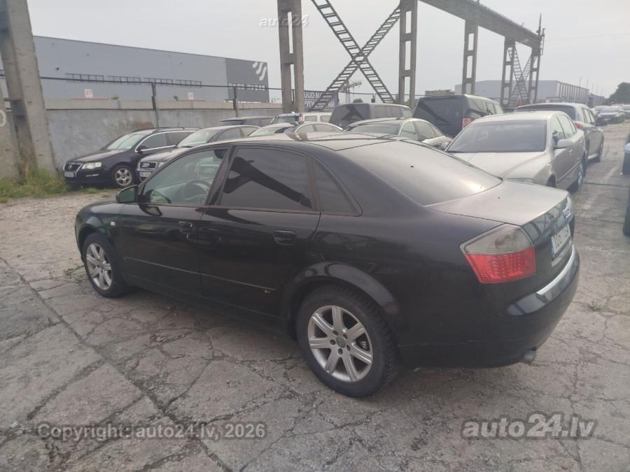 Melns Audi A4 2001 Tallina, ar dzinēja tilpumu 2.00 L un nobraukumu 364 tūkst. km par 599 €, foto 5 vietnē AUTOMOTO.COM.LV