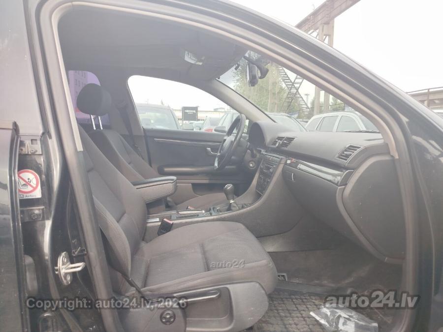Melns Audi A4 2001 Tallina, ar dzinēja tilpumu 2.00 L un nobraukumu 364 tūkst. km par 599 €, foto 7 vietnē AUTOMOTO.COM.LV