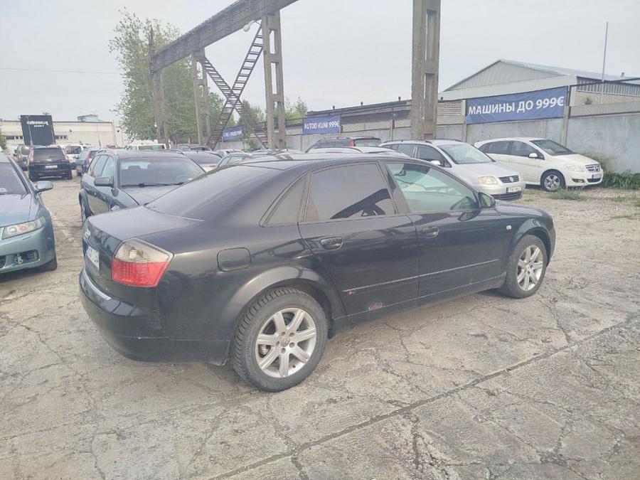 Melns Audi A4 2001 Tallina, ar dzinēja tilpumu 2.00 L un nobraukumu 364 tūkst. km par 599 €, foto 11 vietnē AUTOMOTO.COM.LV