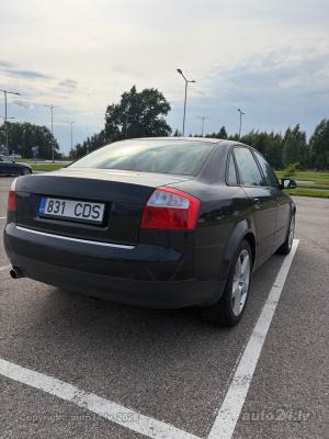 Black Audi A4 2001 in Tallinn, with an engine capacity of 2.00 L and mileage of 303 thousand km for 1999 €, photo 3 on AUTOMOTO.COM.LV