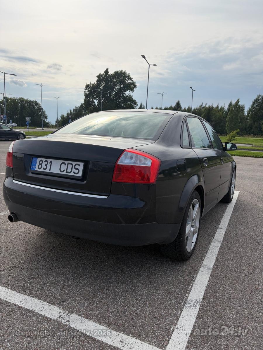 Black Audi A4 2001 in Tallinn, with an engine capacity of 2.00 L and mileage of 303 thousand km for 1999 €, photo 3 on AUTOMOTO.COM.LV