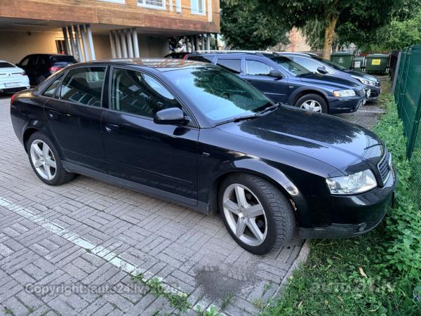Black Audi A4 2001 in Tallinn, with an engine capacity of 2.00 L and mileage of 303 thousand km for 1999 €, photo 8 on AUTOMOTO.COM.LV