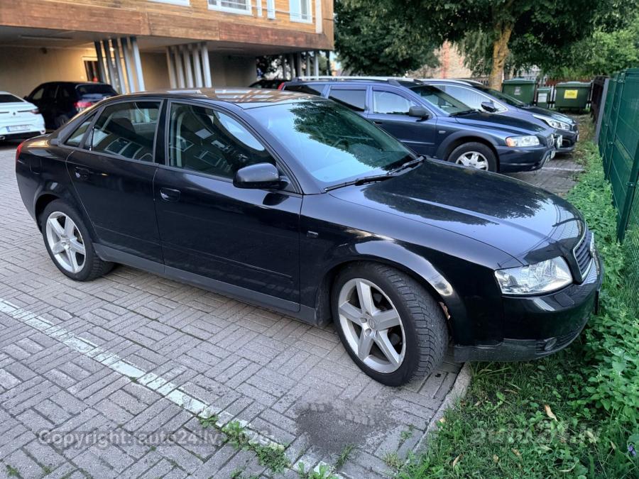 Black Audi A4 2001 in Tallinn, with an engine capacity of 2.00 L and mileage of 303 thousand km for 1999 €, photo 9 on AUTOMOTO.COM.LV