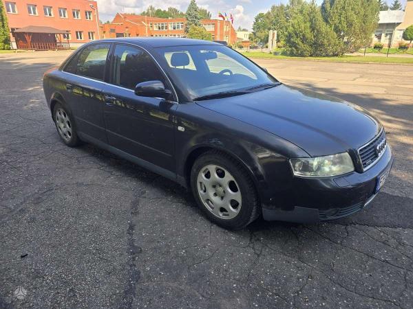 Black Audi A4 2001 in Jurbarkas, with an engine capacity of 2.50 L and mileage of 260 thousand km for 1450 €, photo 1 on AUTOMOTO.COM.LV