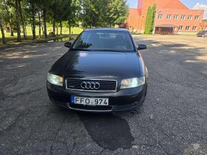 Melns Audi A4 2001 Jurbarkas, ar dzinēja tilpumu 2.50 L un nobraukumu 260 tūkst. km par 1350 €, foto 4 vietnē AUTOMOTO.COM.LV