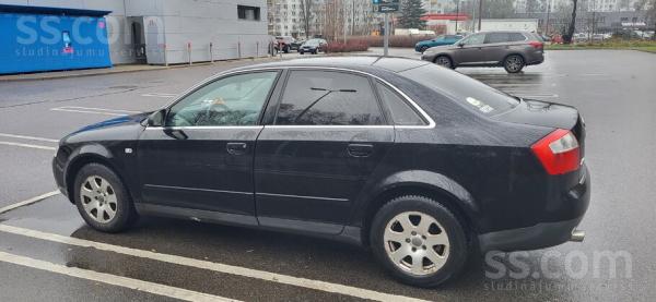 Black Audi A4 2002 in Riga, with an engine capacity of 2.00 L and mileage of 260 thousand km for 1505 €, photo 4 on AUTOMOTO.COM.LV