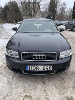 Melns Audi A4 2002 Alīta, ar dzinēja tilpumu 1.98 L un nobraukumu 290 tūkst. km par 1300 €, foto 2 vietnē AUTOMOTO.COM.LV
