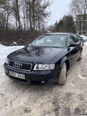 Melns Audi A4 2002 Alīta, ar dzinēja tilpumu 1.98 L un nobraukumu 290 tūkst. km par 1300 €, foto 3 vietnē AUTOMOTO.COM.LV