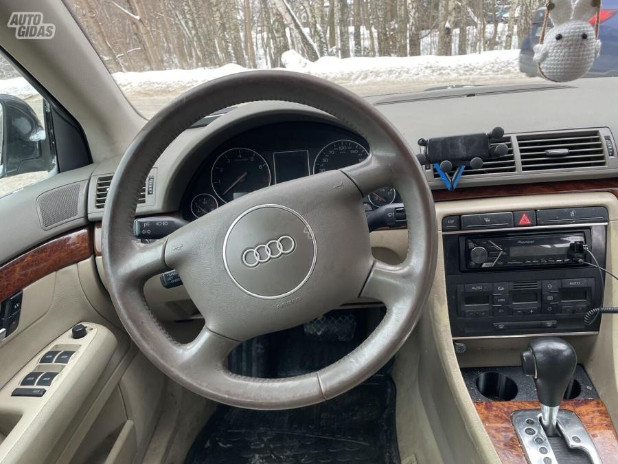 Melns Audi A4 2002 Alīta, ar dzinēja tilpumu 2.00 L un nobraukumu 290 tūkst. km par 1300 €, foto 17 vietnē AUTOMOTO.COM.LV
