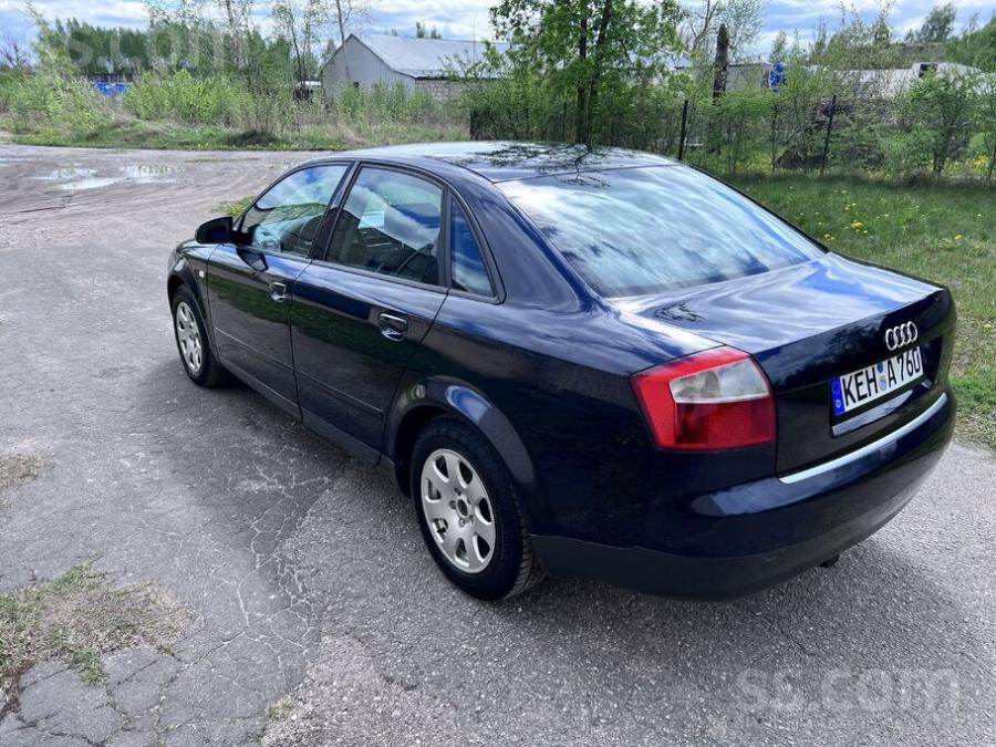 Melns Audi A4 2002 Daugavpils, ar dzinēja tilpumu 1.90 L un nobraukumu 279 tūkst. km par 1999 €, foto 5 vietnē AUTOMOTO.COM.LV