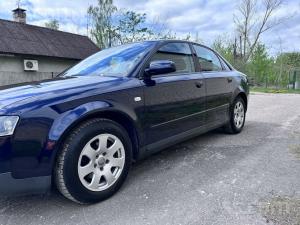 Melns Audi A4 2002 Daugavpils, ar dzinēja tilpumu 1.90 L un nobraukumu 279 tūkst. km par 1999 €, foto 8 vietnē AUTOMOTO.COM.LV