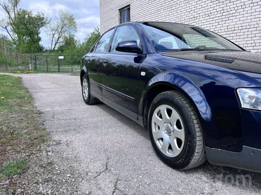 Melns Audi A4 2002 Daugavpils, ar dzinēja tilpumu 1.90 L un nobraukumu 279 tūkst. km par 1999 €, foto 9 vietnē AUTOMOTO.COM.LV