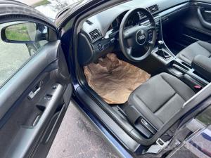 Melns Audi A4 2002 Daugavpils, ar dzinēja tilpumu 1.90 L un nobraukumu 279 tūkst. km par 1999 €, foto 12 vietnē AUTOMOTO.COM.LV