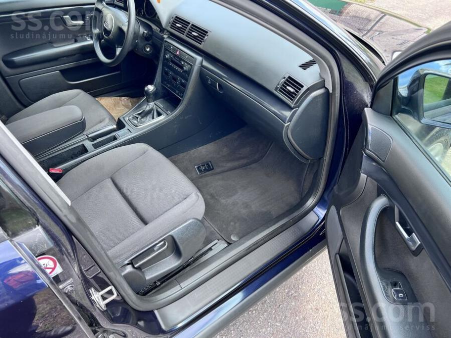 Melns Audi A4 2002 Daugavpils, ar dzinēja tilpumu 1.90 L un nobraukumu 279 tūkst. km par 1999 €, foto 14 vietnē AUTOMOTO.COM.LV