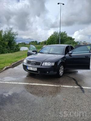 Black Audi A4 2002 in Riga, with an engine capacity of 2.00 L and mileage of 271 thousand km for 1100 €, photo 4 on AUTOMOTO.COM.LV