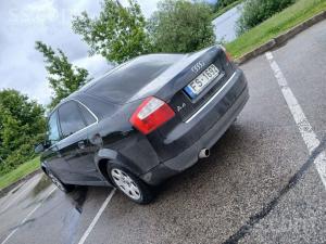 Black Audi A4 2002 in Riga, with an engine capacity of 2.00 L and mileage of 271 thousand km for 1100 €, photo 5 on AUTOMOTO.COM.LV