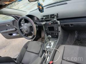 Black Audi A4 2002 in Riga, with an engine capacity of 2.00 L and mileage of 271 thousand km for 1100 €, photo 7 on AUTOMOTO.COM.LV